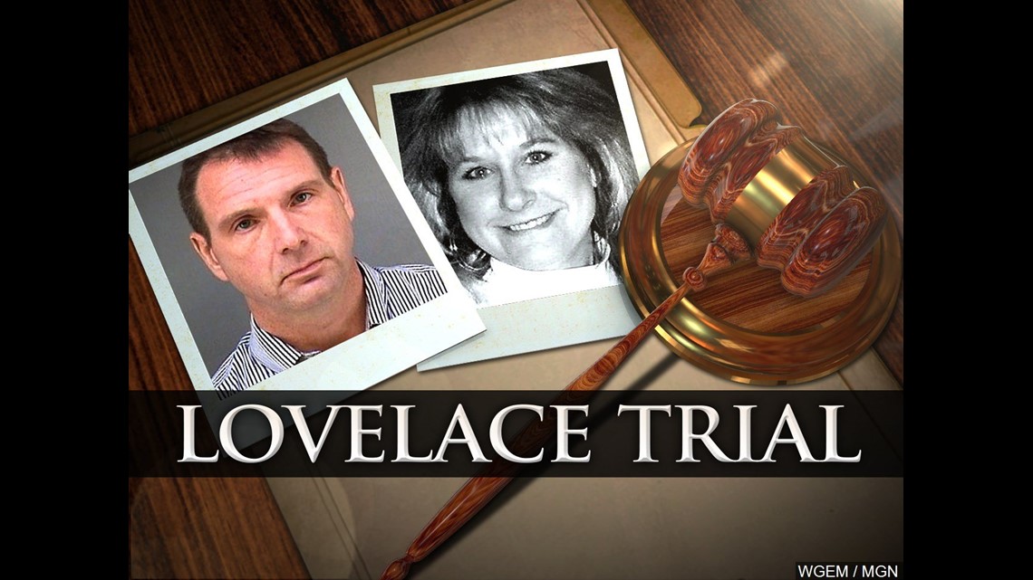 Jury deliberating in former University of Illinois football player ...