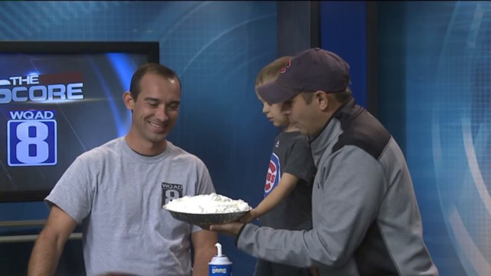 Young Cubs fan helps Matt Randazzo celebrate Cubs-Cardinals bet | wqad.com
