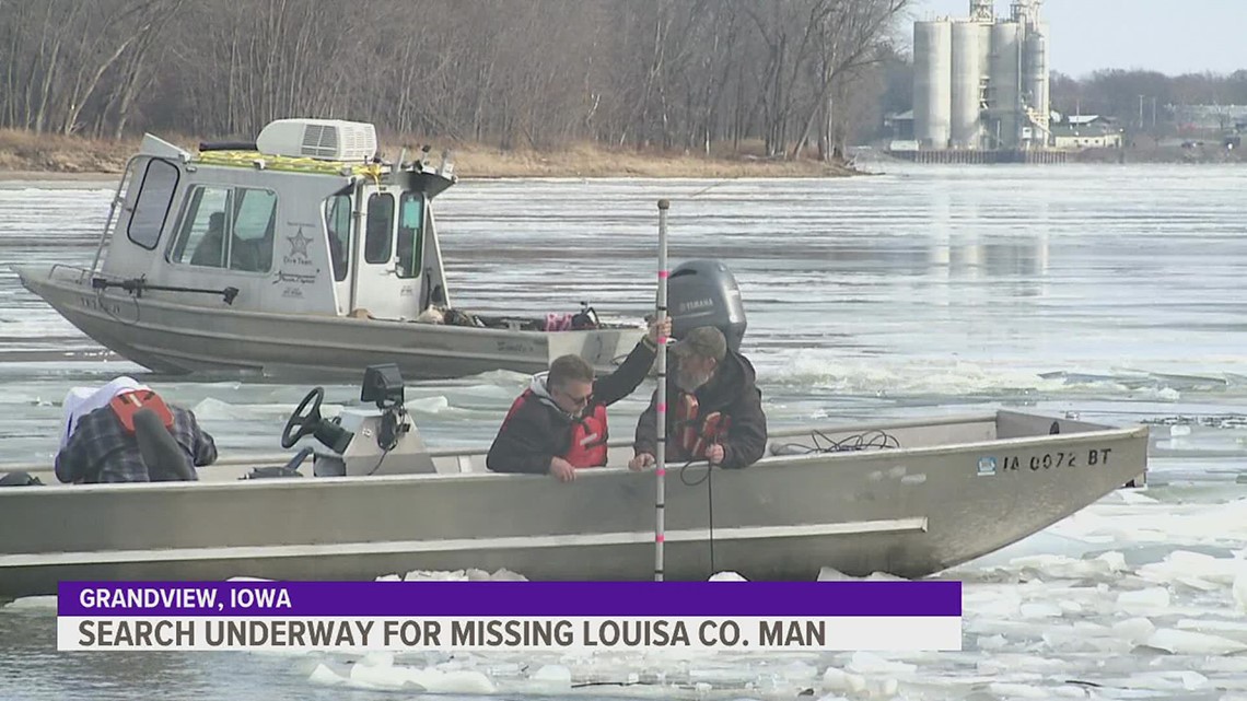 Divers searching Mississippi River for missing Louisa County man | wqad.com