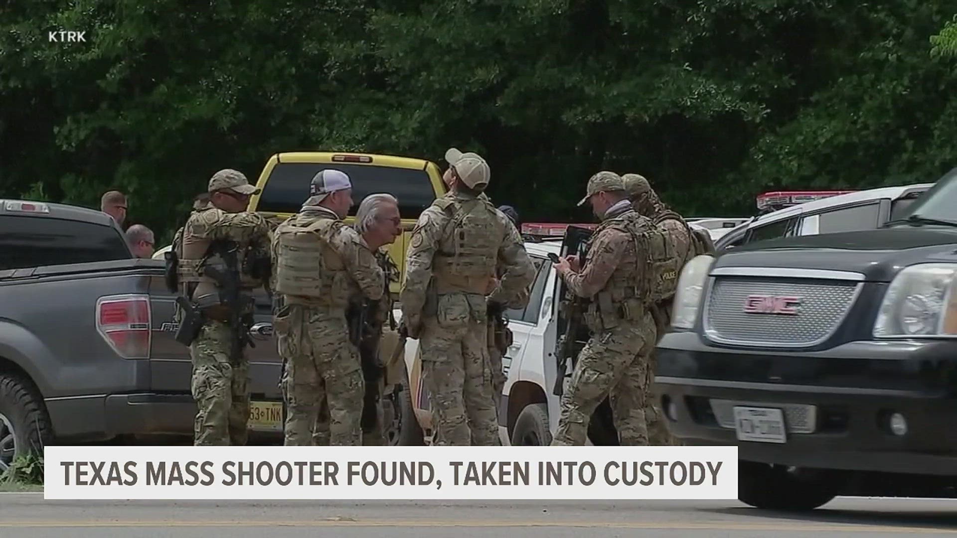 Two arrested after Iowa bank robbery, chase and police shot | wqad.com