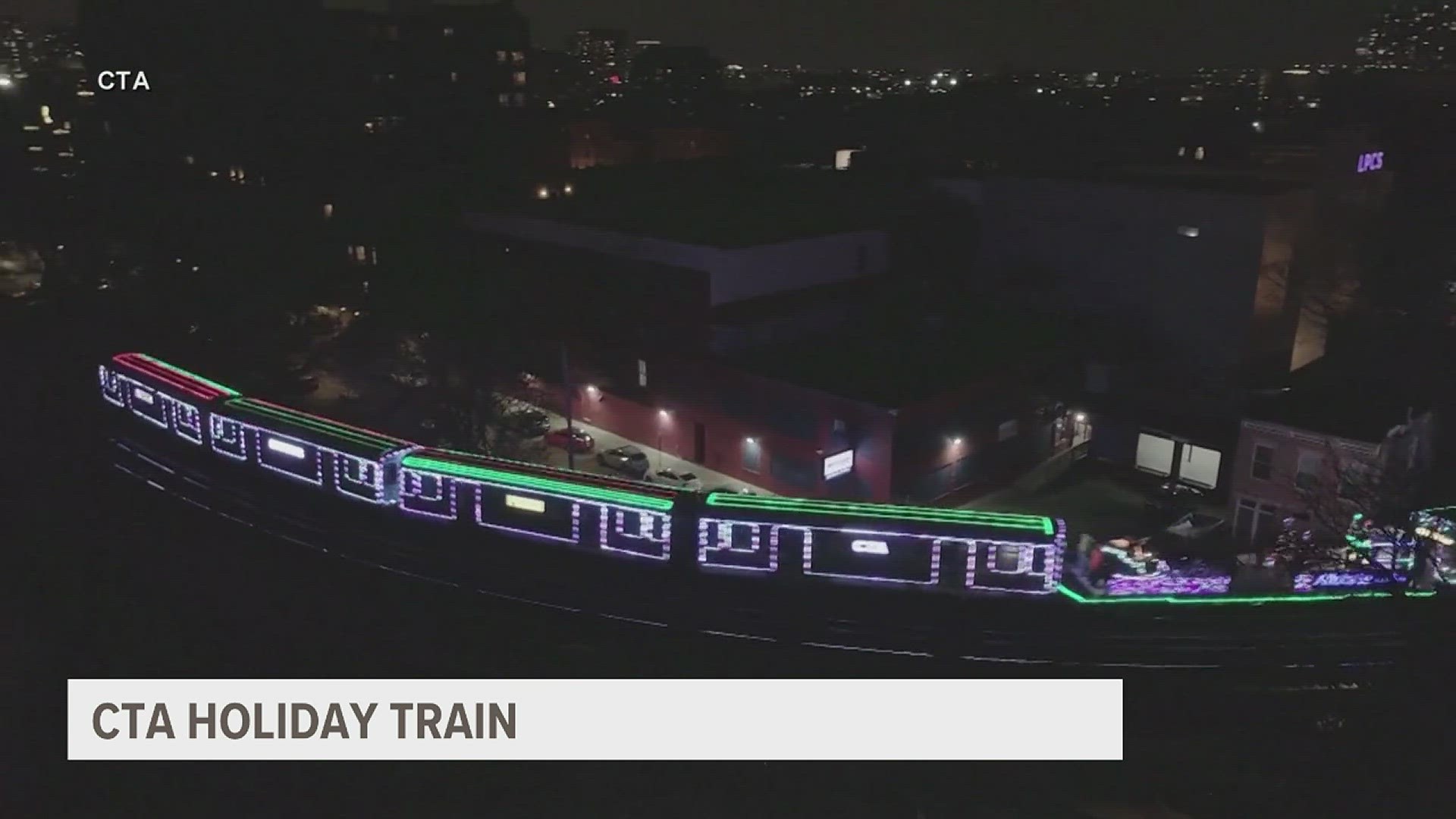 Chicago trains are decked out for the holidays, travelling with Santa ...