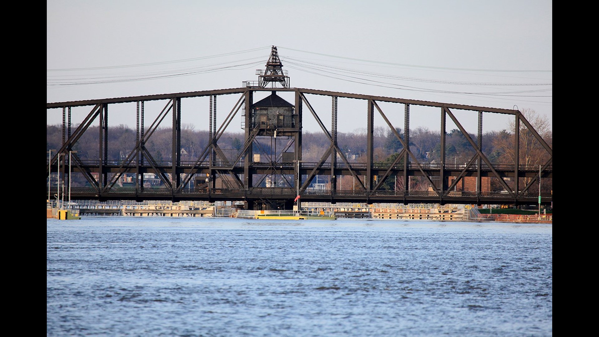 Rock Island Arsenal bridge closed temporarily | wqad.com