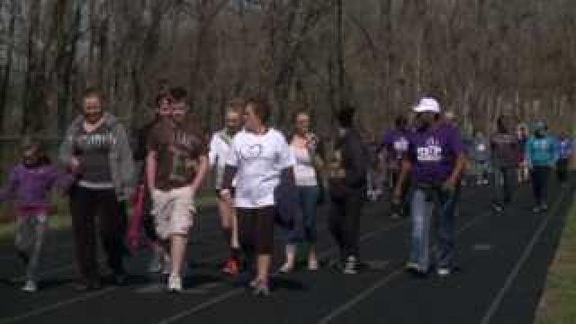 Student led anti-bully walk breeds hope | wqad.com