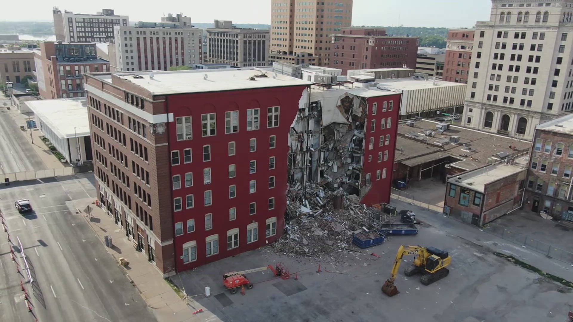 Davenport collapse: Scott County attorney requests second opinion on ...