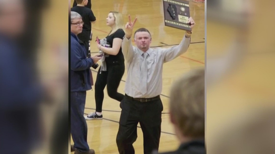 Remembering Shaune Lewis and the legacy he left at Kewanee | wqad.com