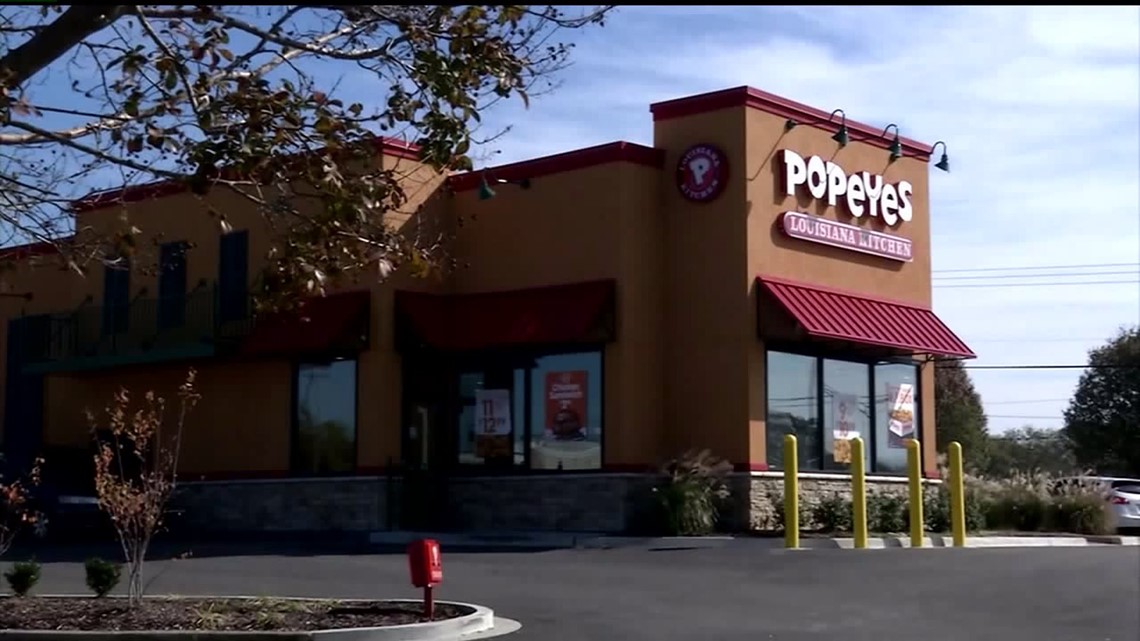 Popeyes worker accused of attacking patron who wanted refund | wqad.com
