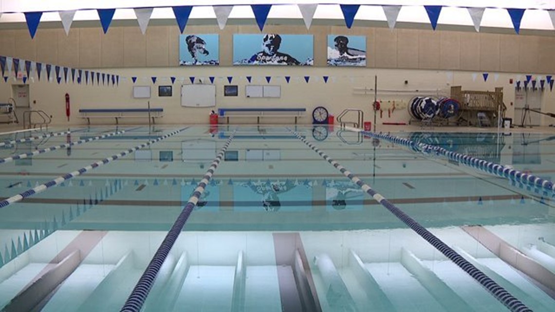 Pleasant Valley swim parents want to see upgrades with pool | wqad.com
