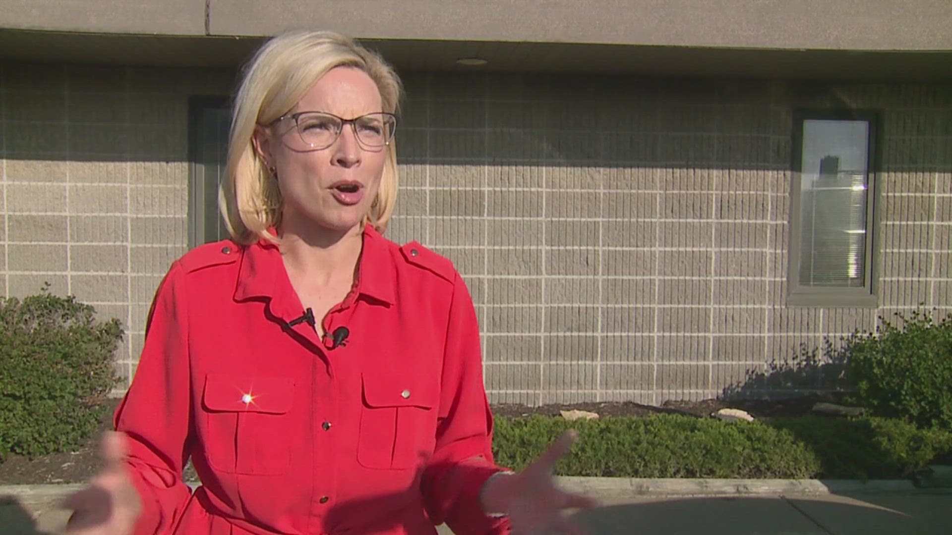 Rep. Ashley Hinson speaks about government shutdown | wqad.com