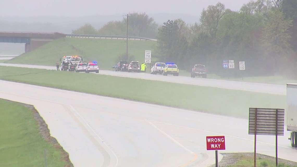Head-on crash kills two on I-88 near Joslin | wqad.com