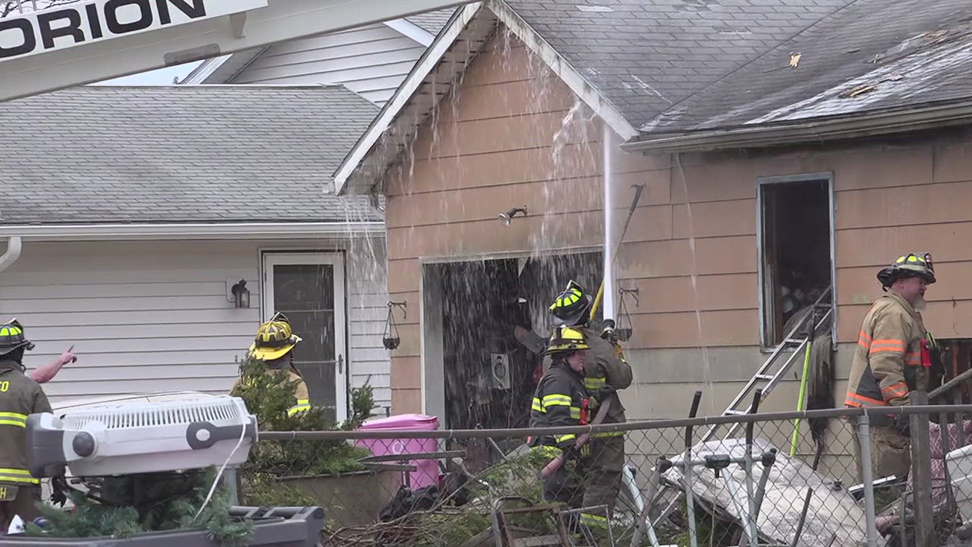 Colona man missing after early morning house fire | wqad.com