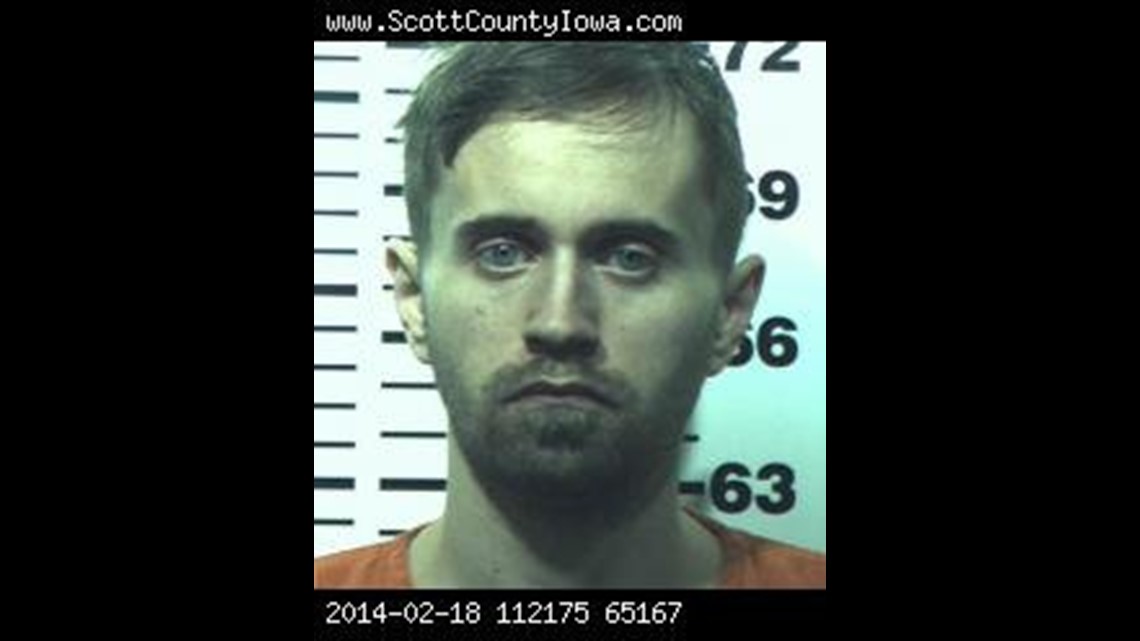 Davenport bank robbery suspect caught minutes after the crime | wqad.com