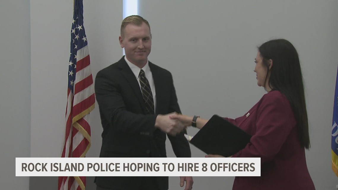 Rock Island Police swear in 4 new officers, still short 8 | wqad.com