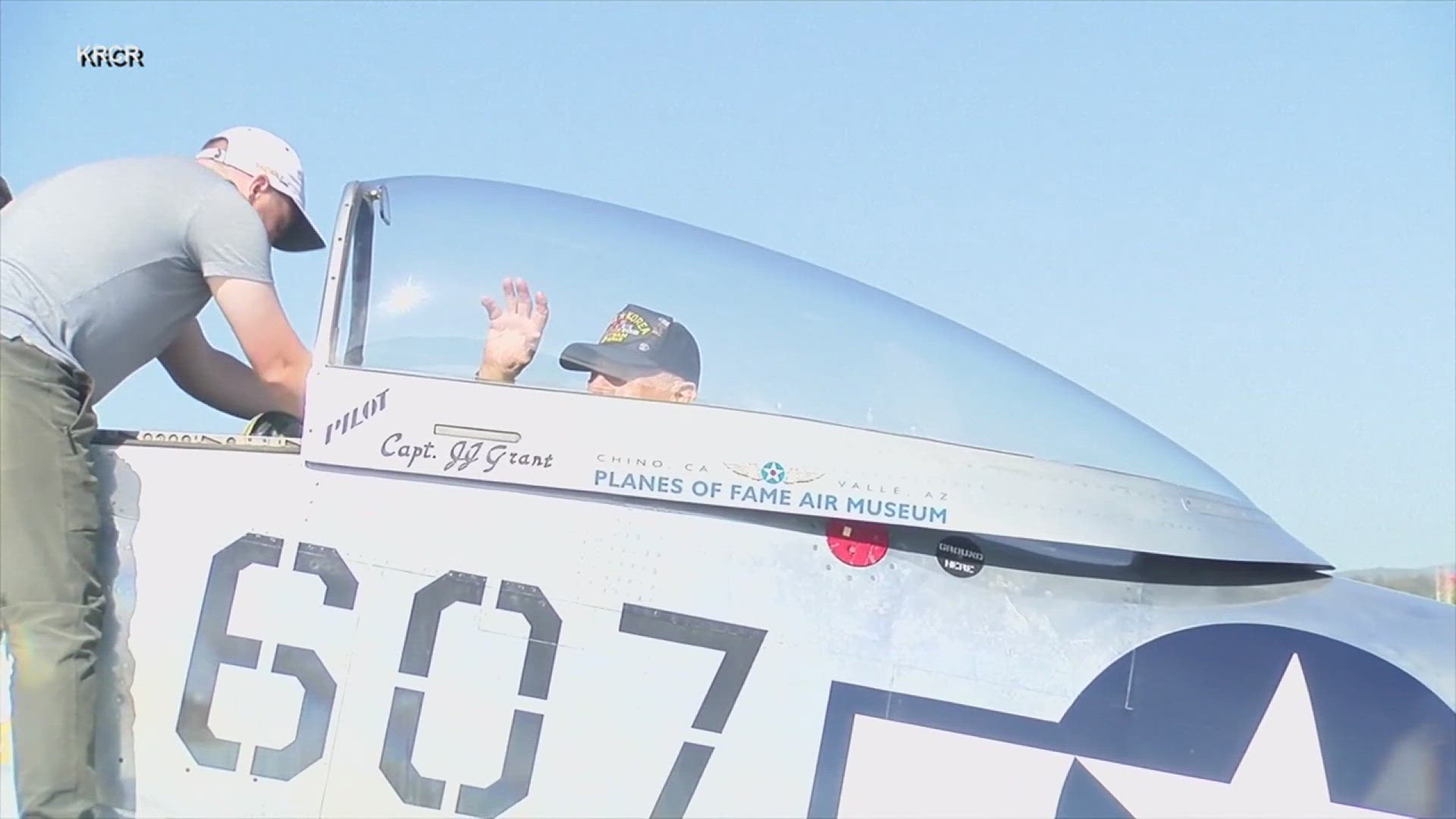 101-year-old WWII Air Force pilot takes to the skies again | wqad.com