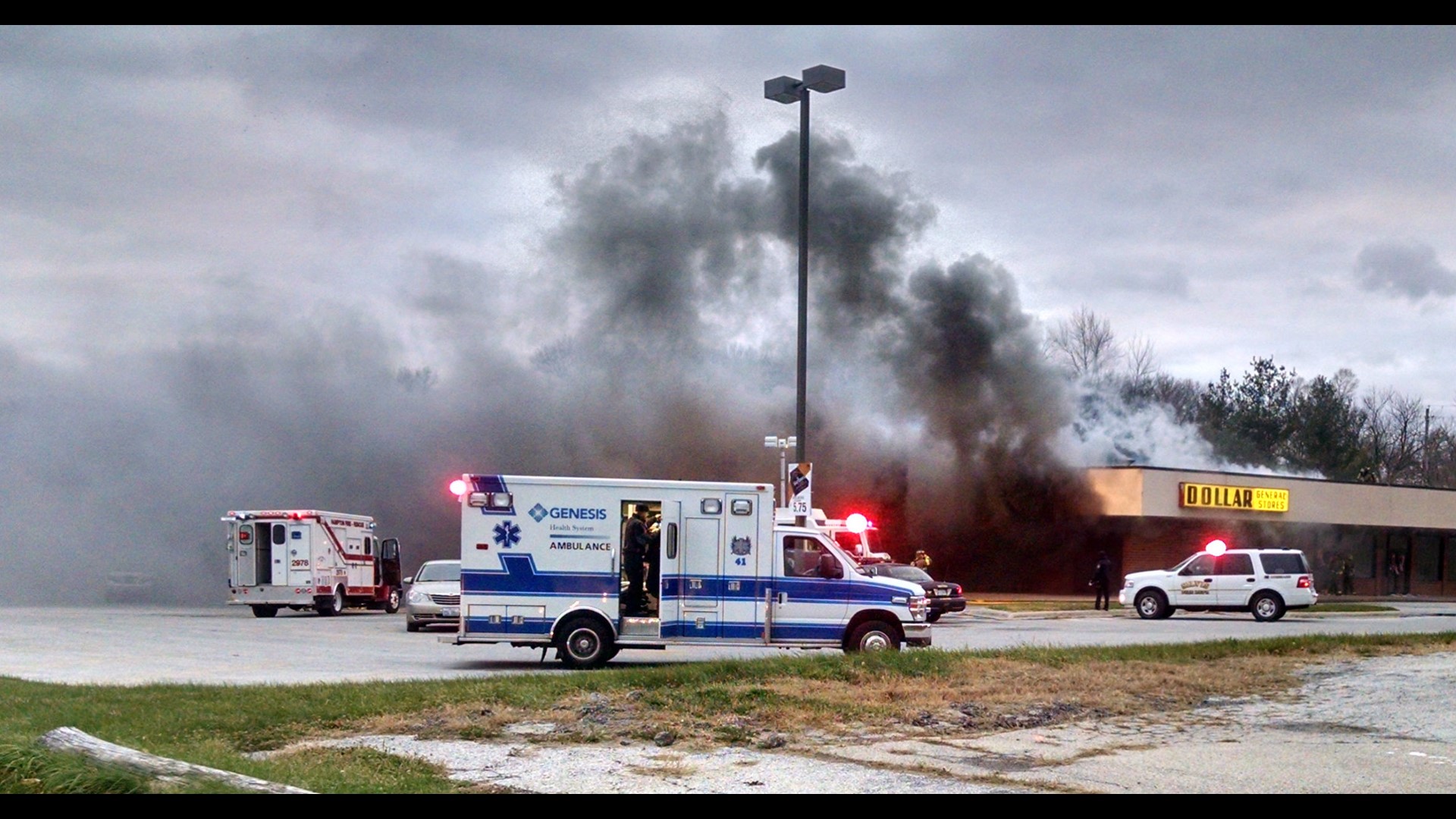 5 departments battle fire and heavy smoke at Silvis Dollar General ...
