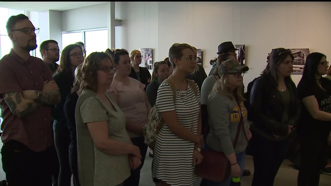 Union supporters march during WIU contract negotiations | wqad.com