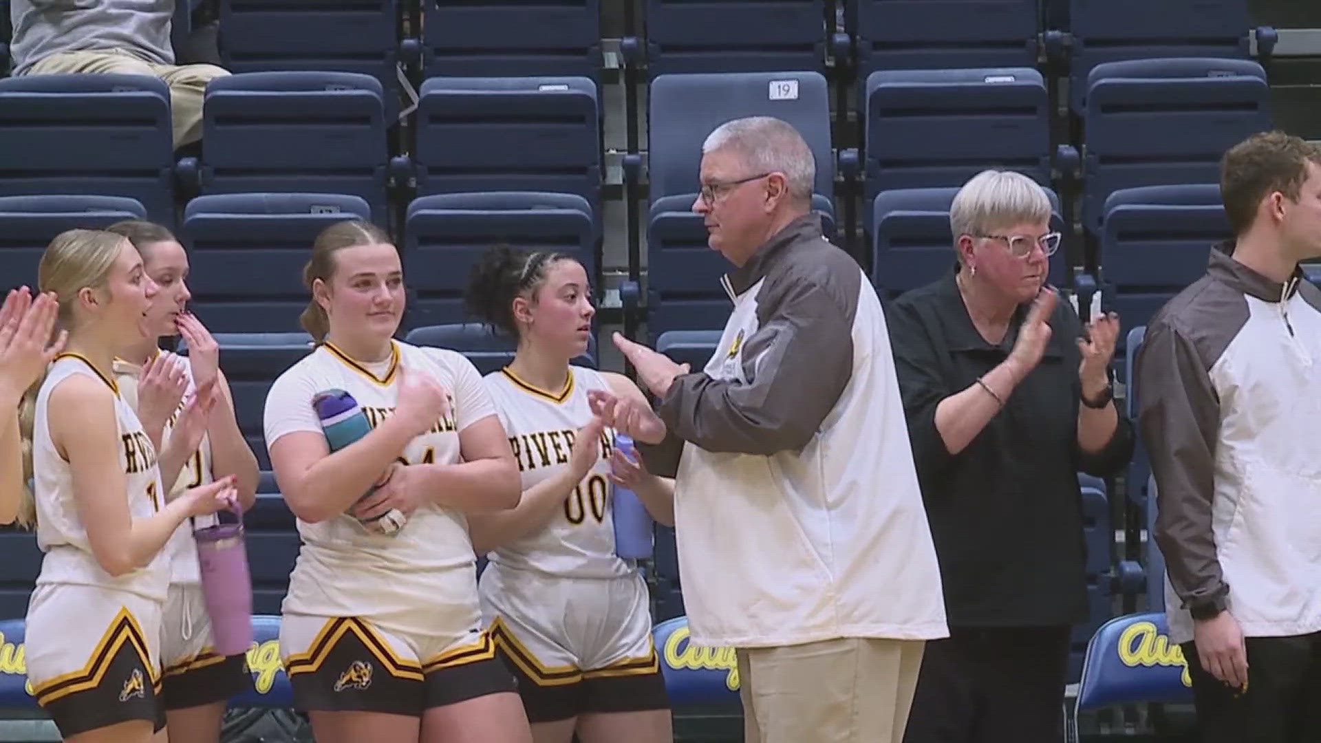 Riverdale coach Jay Hatch logs 600th career win | wqad.com