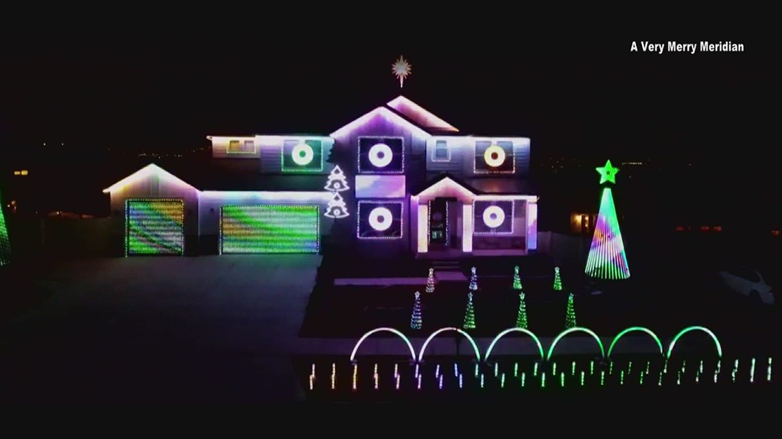 Hamilton holiday light display gets attention from Broadway stars ...