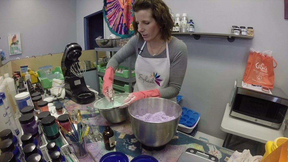 Splash owner thanks Shoppes on Second for small business success | wqad.com