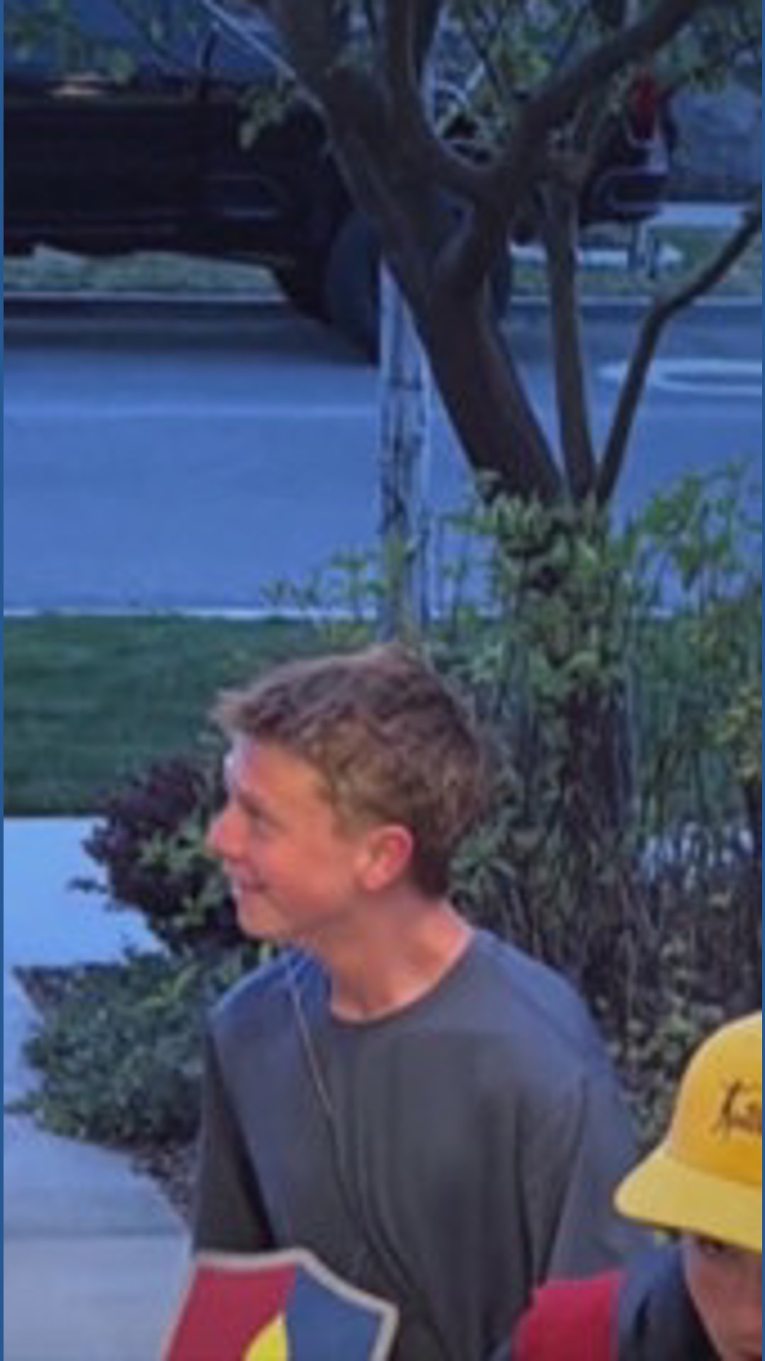 “Queen Jayne” gets royal prom proposal: 17-year-old student receives ...