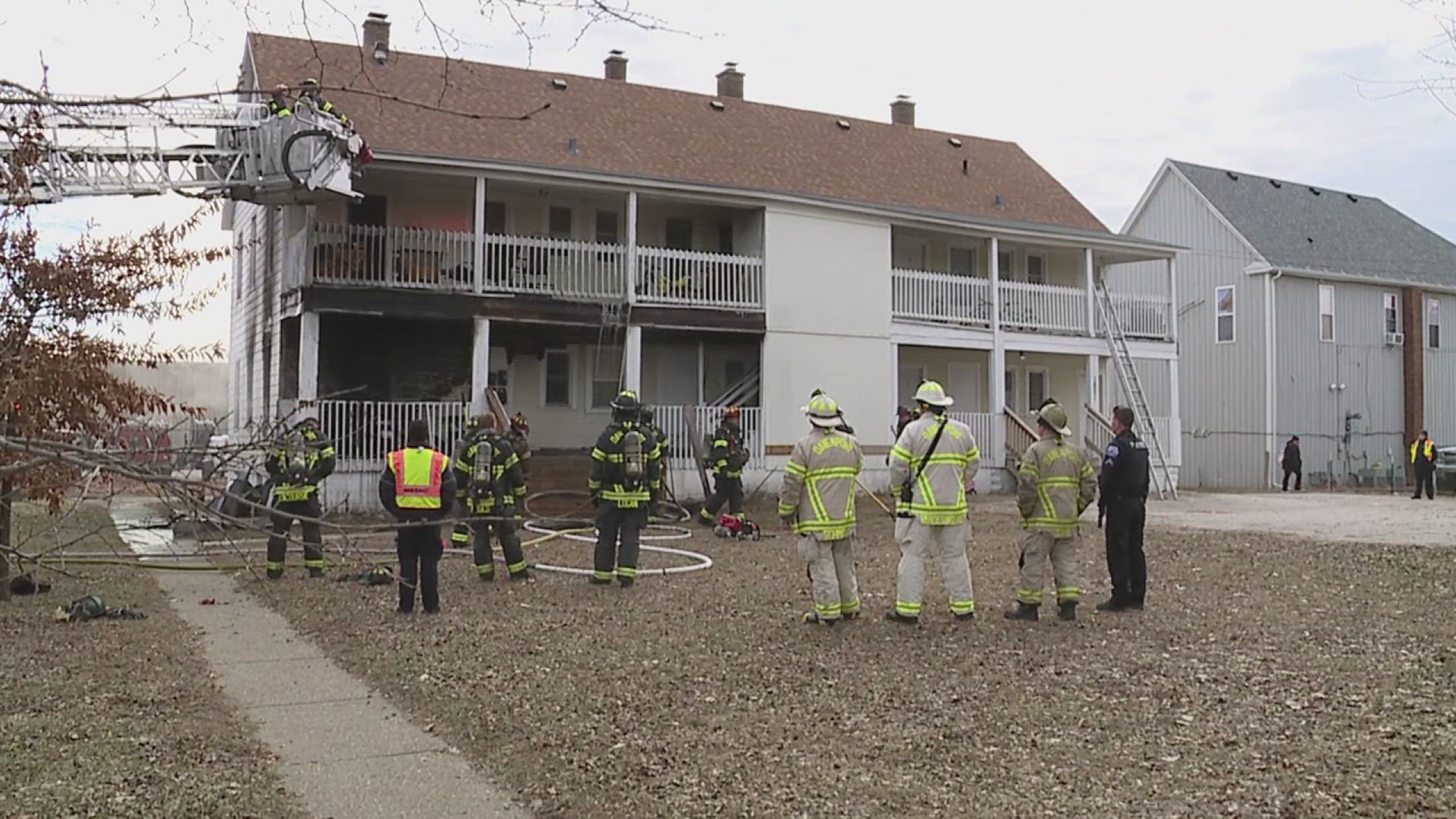 Pedestrian crash closes section of 34th Avenue in Moline | wqad.com