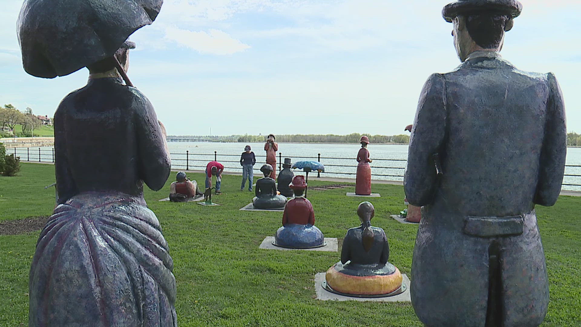 'Sunday in the Park' statue display returns to Lindsay Park in ...