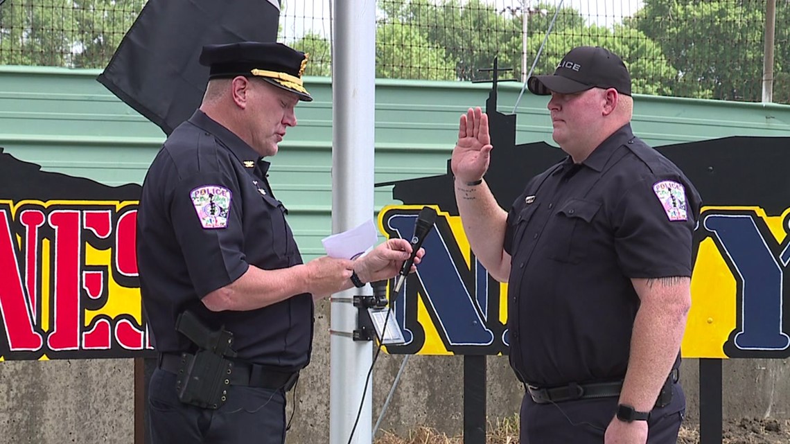 Keyan Brown, Purple Heart recipient, sworn in as new Reserve Officer | wqad.com