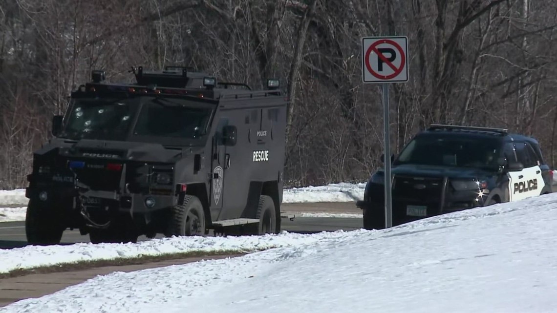 Minnesota community paying their respects to fallen first responders ...