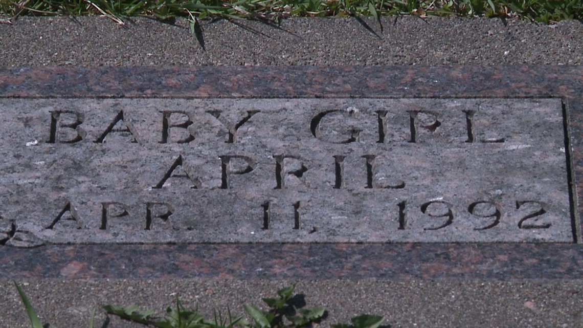 Here's the timeline of events in the 1992 'Baby April' case | wqad.com