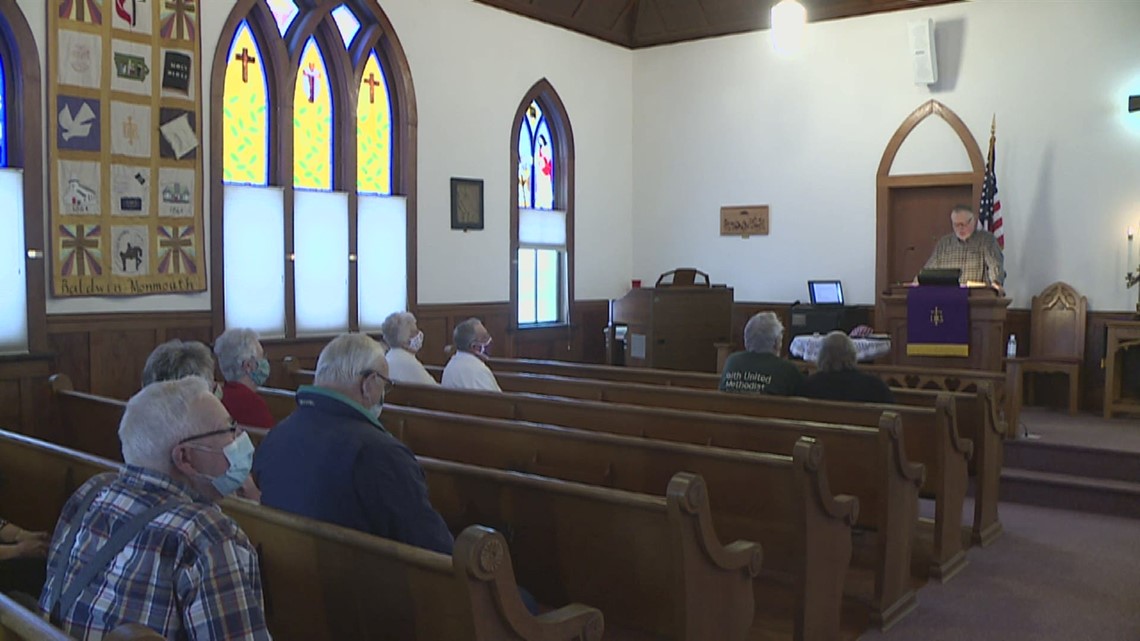 Small-town Iowa pastors keep serving even after retirement | wqad.com