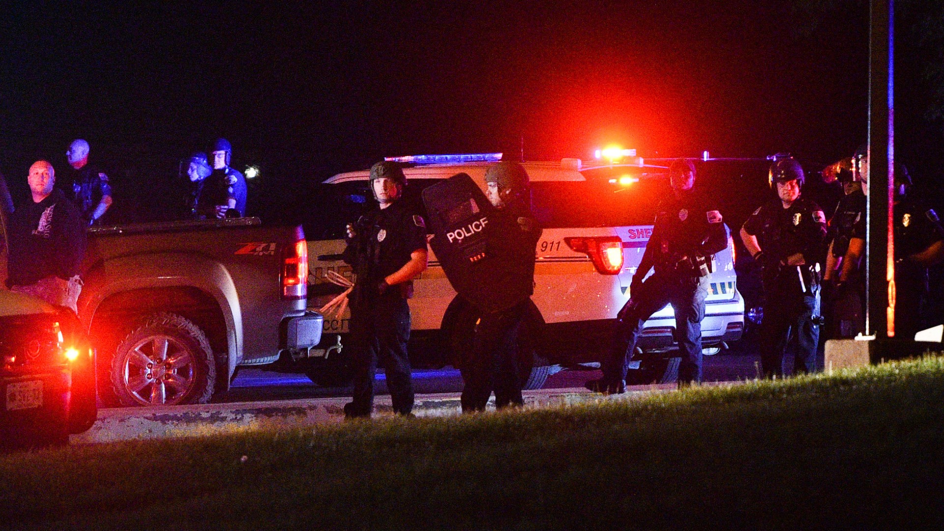 23-year-old man killed in Davenport riots weekend protests, police say ...