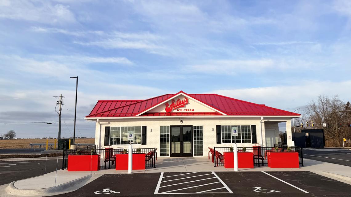 New Whitey's location officially opens in Bettendorf | wqad.com