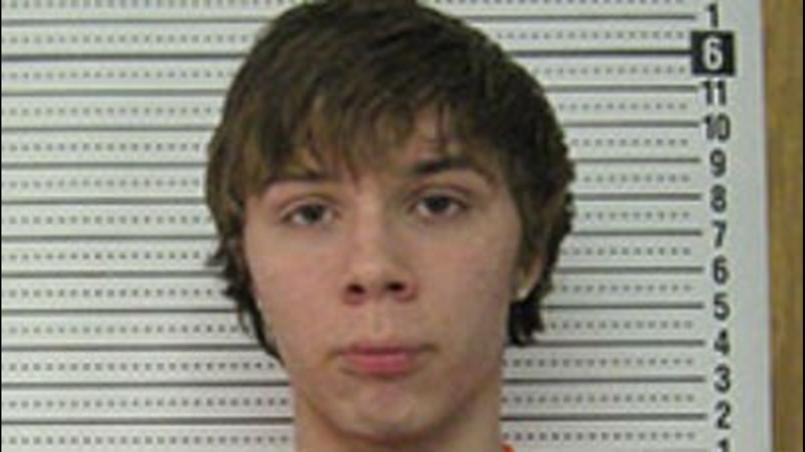 Court bans life without parole for juveniles convicted of murder in ...