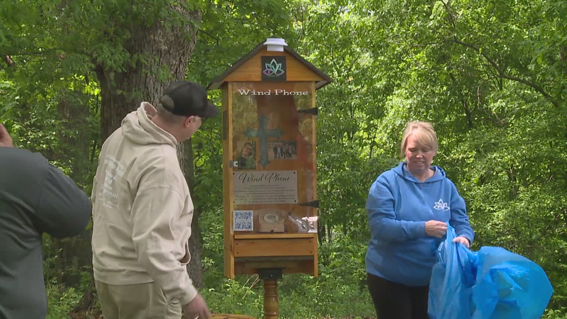 East Moline debuts new 'wind phone' | wqad.com
