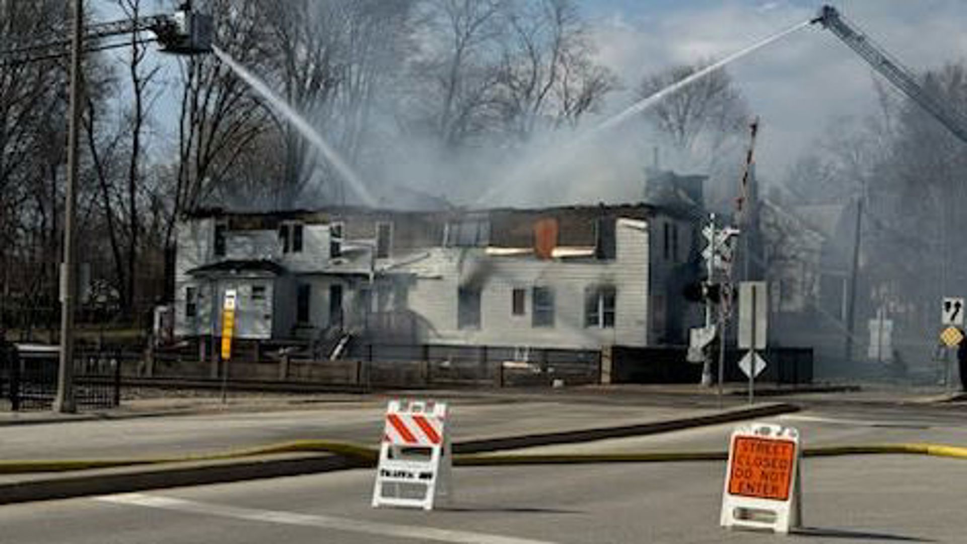 Large fire in Galesburg Thursday afternoon | wqad.com