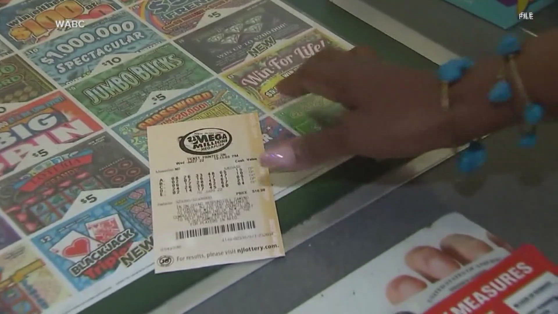 Mega Millions jackpot winner hits $344M: Lucky ticket sold in Cortland ...