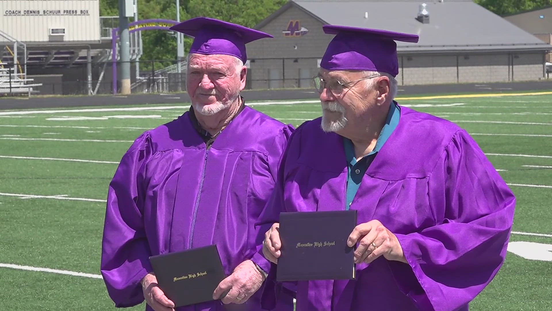 Muscatine Vietnam War veterans finally receive their high school ...