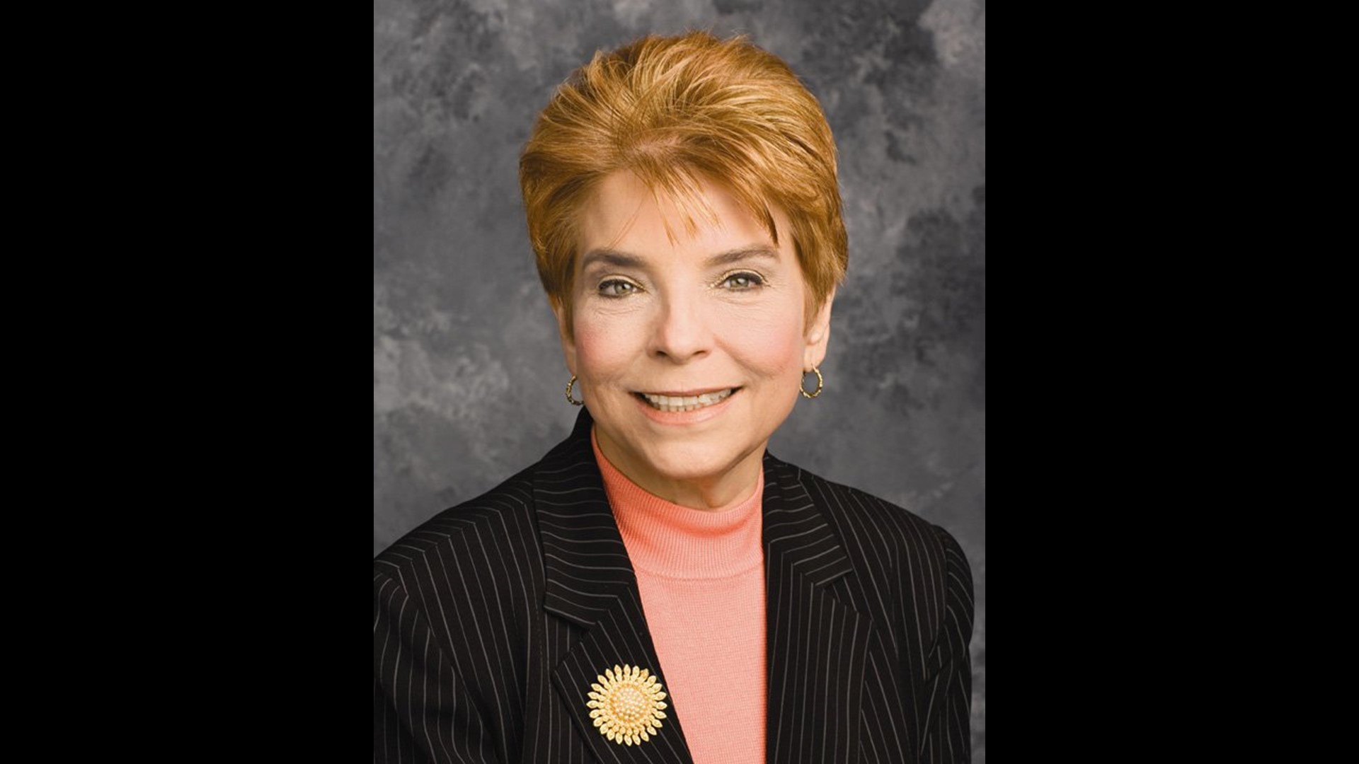 Admirers mourn the loss of Illinois Comptroller Judy Baar Topinka ...