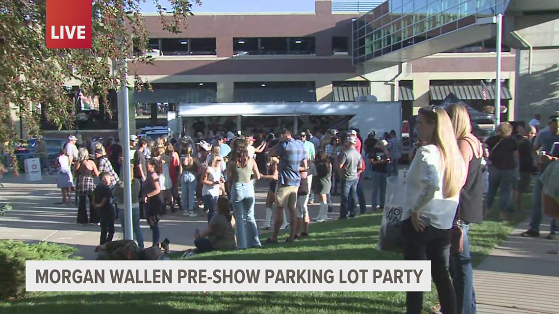 LIVE LOOK: Pre-show parking lot party underway at Morgan Wallen concert ... LIVE LOOK: Pre-show parking lot party underway at Morgan Wallen concert ...
