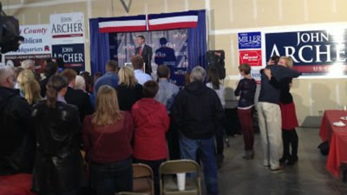 Archer concedes Iowa’s 2nd Congressional District | wqad.com