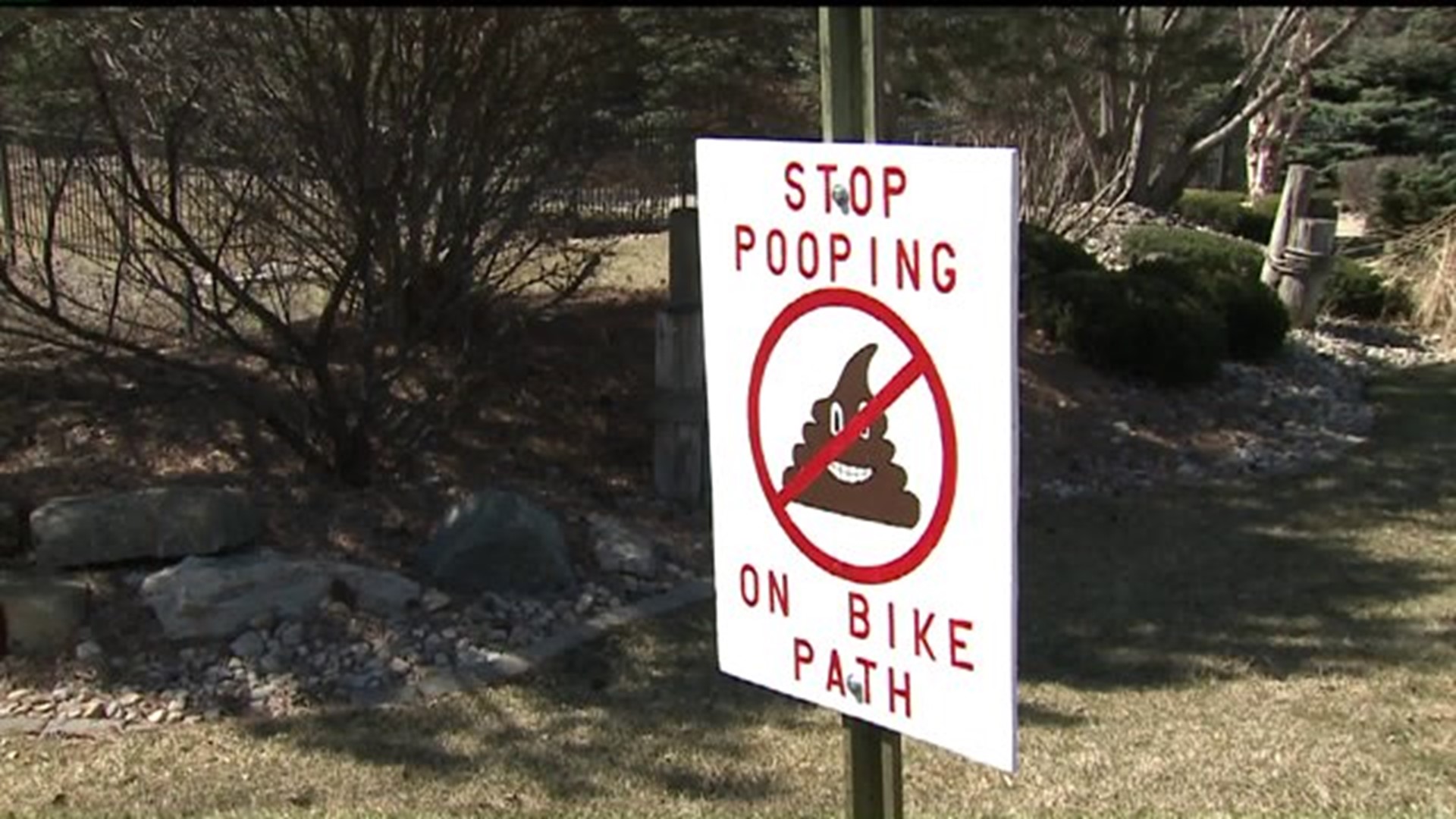 Hampton’s ‘Stop pooping on bike path’ sign disappears | wqad.com