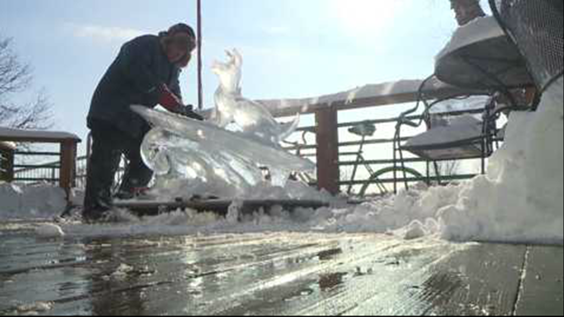 Bitter cold weather brings perfect temperatures for the 7th annual Icestravaganza | wqad.com