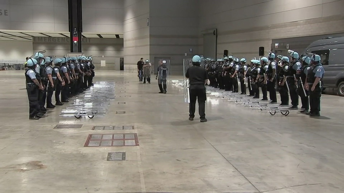 Chicago Police training on security ahead of Democratic National ...