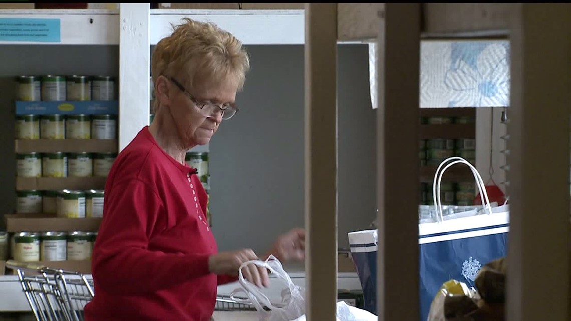 Volunteers concerned about talk of closing Colona food pantry | wqad.com
