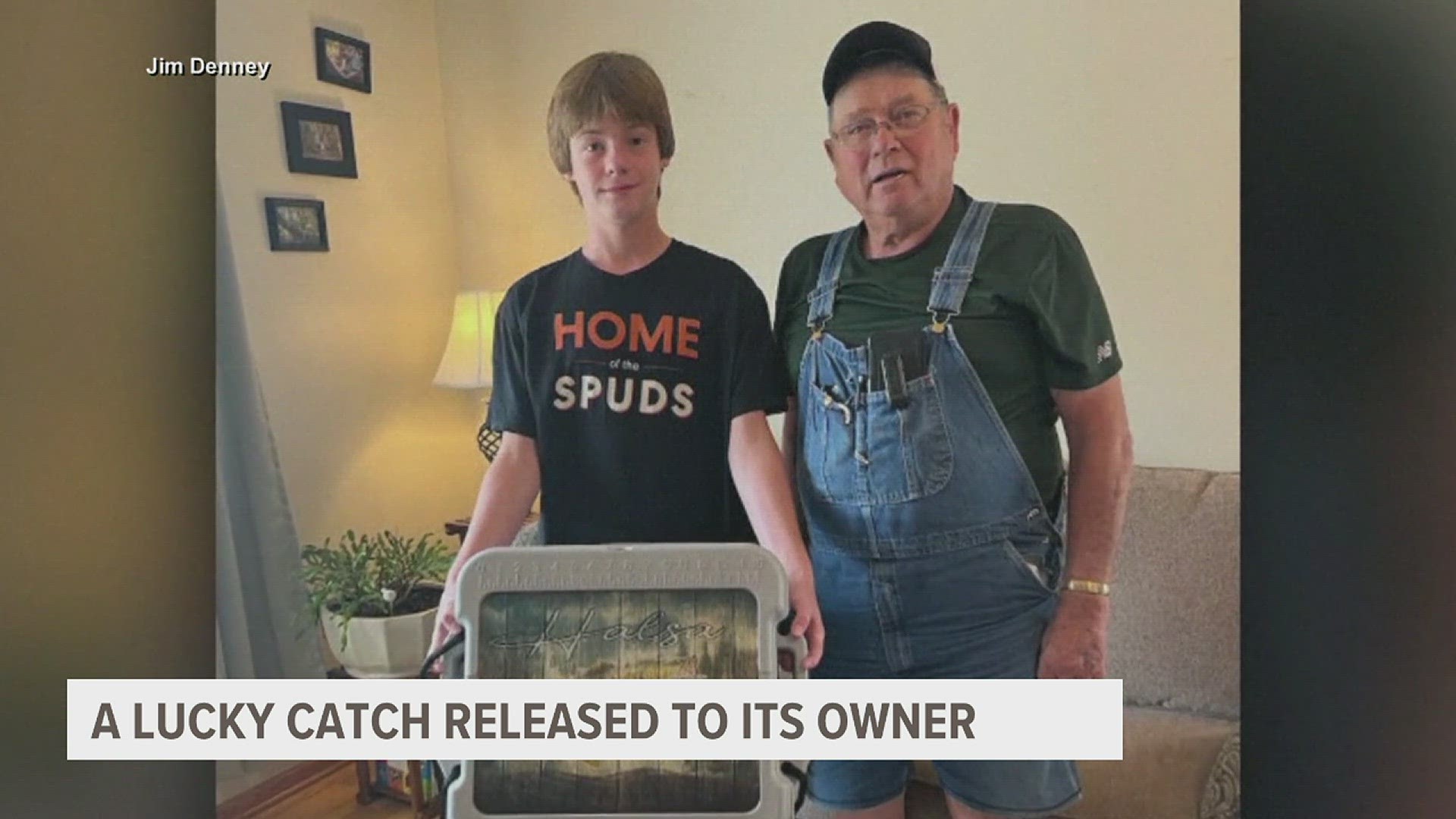 Iowa farmer reunited with wallet after 14-year-old's 'lucky catch ...