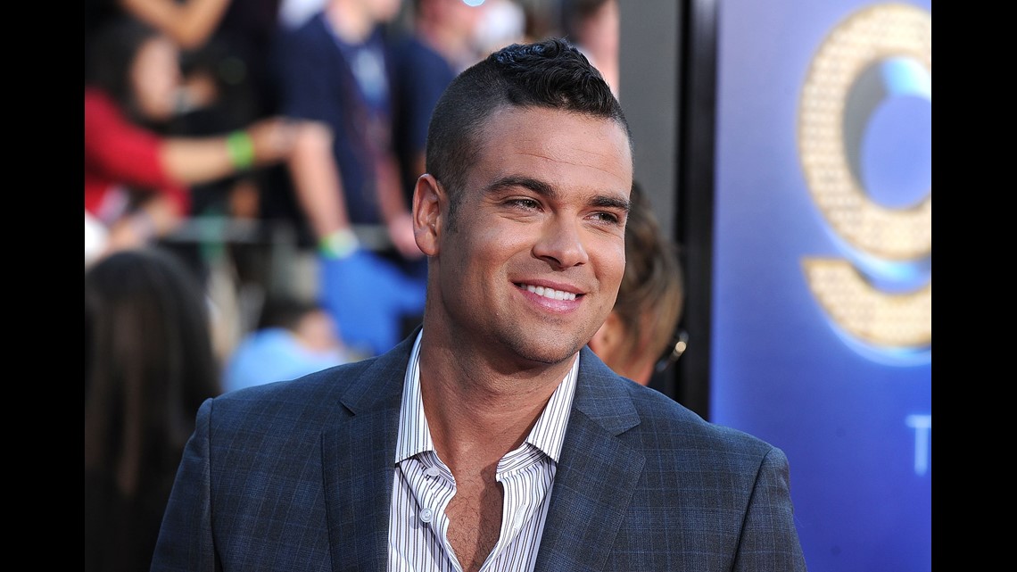 Mark Salling pleads not guilty to federal child porn charges, granted ...