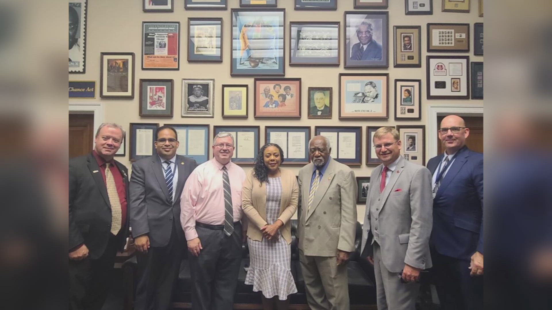 Knox County clerk joins bipartisan push for election security funds ...