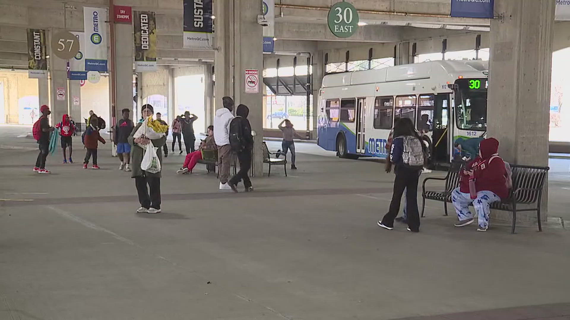 Police: Fight breaks out at MetroLINK Centre Station in Moline, two ...