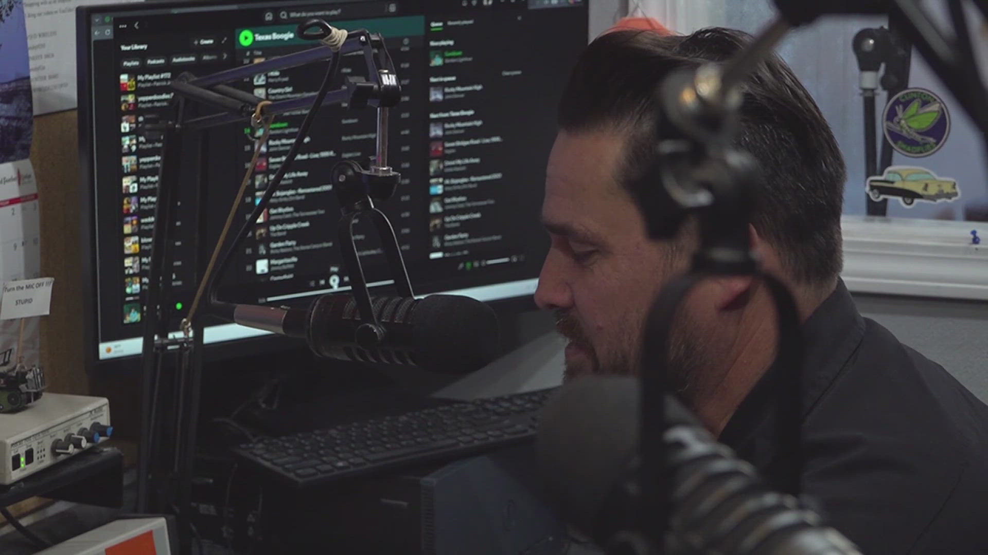 WQUD Vintage Radio celebrates 10 years on the air | wqad.com