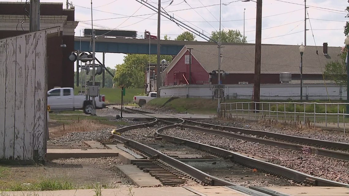 City of Clinton establishes another railway quiet zone | wqad.com
