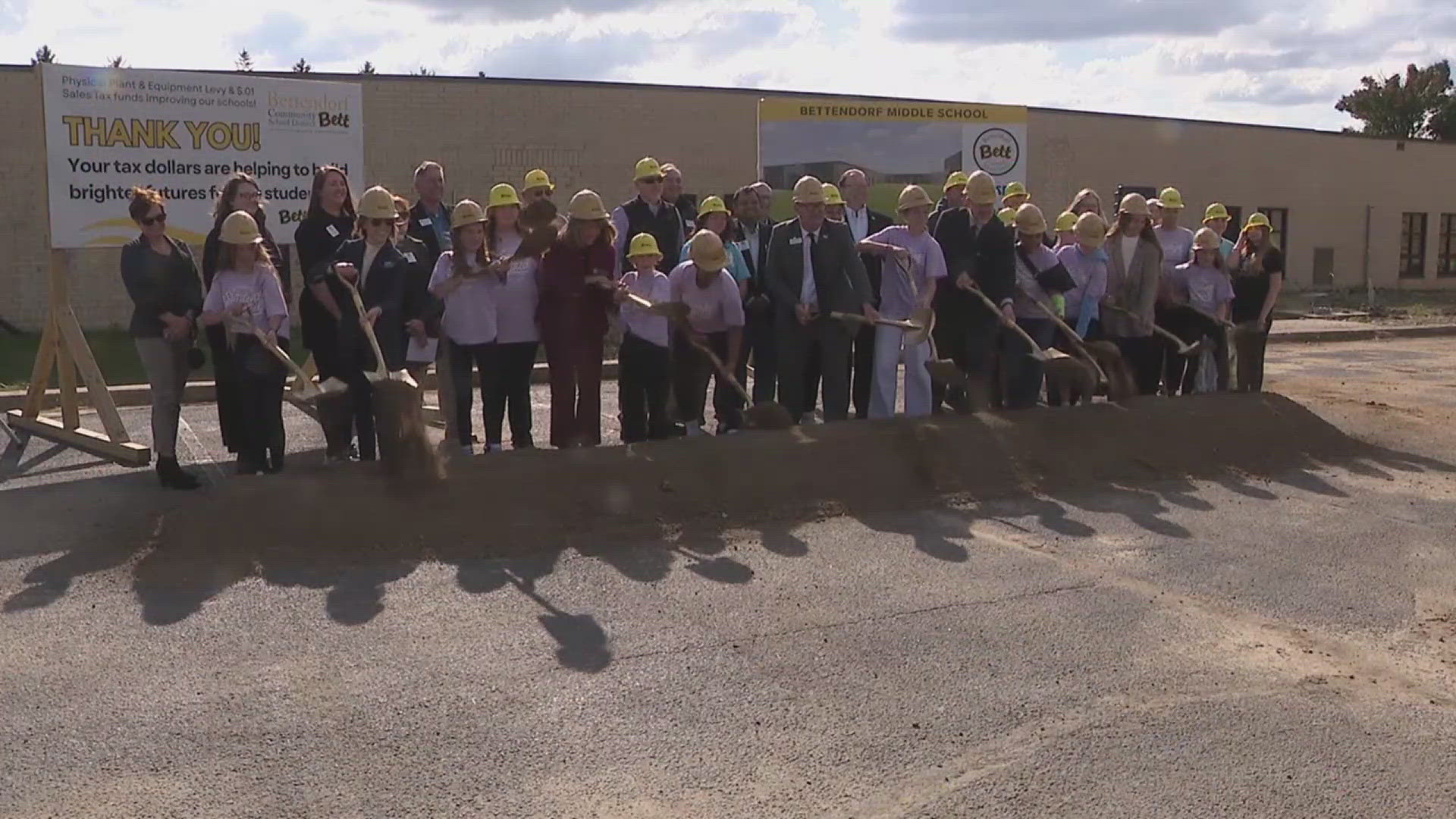 Bettendorf Middle School breaks ground on renovations and new wing | wqad.com